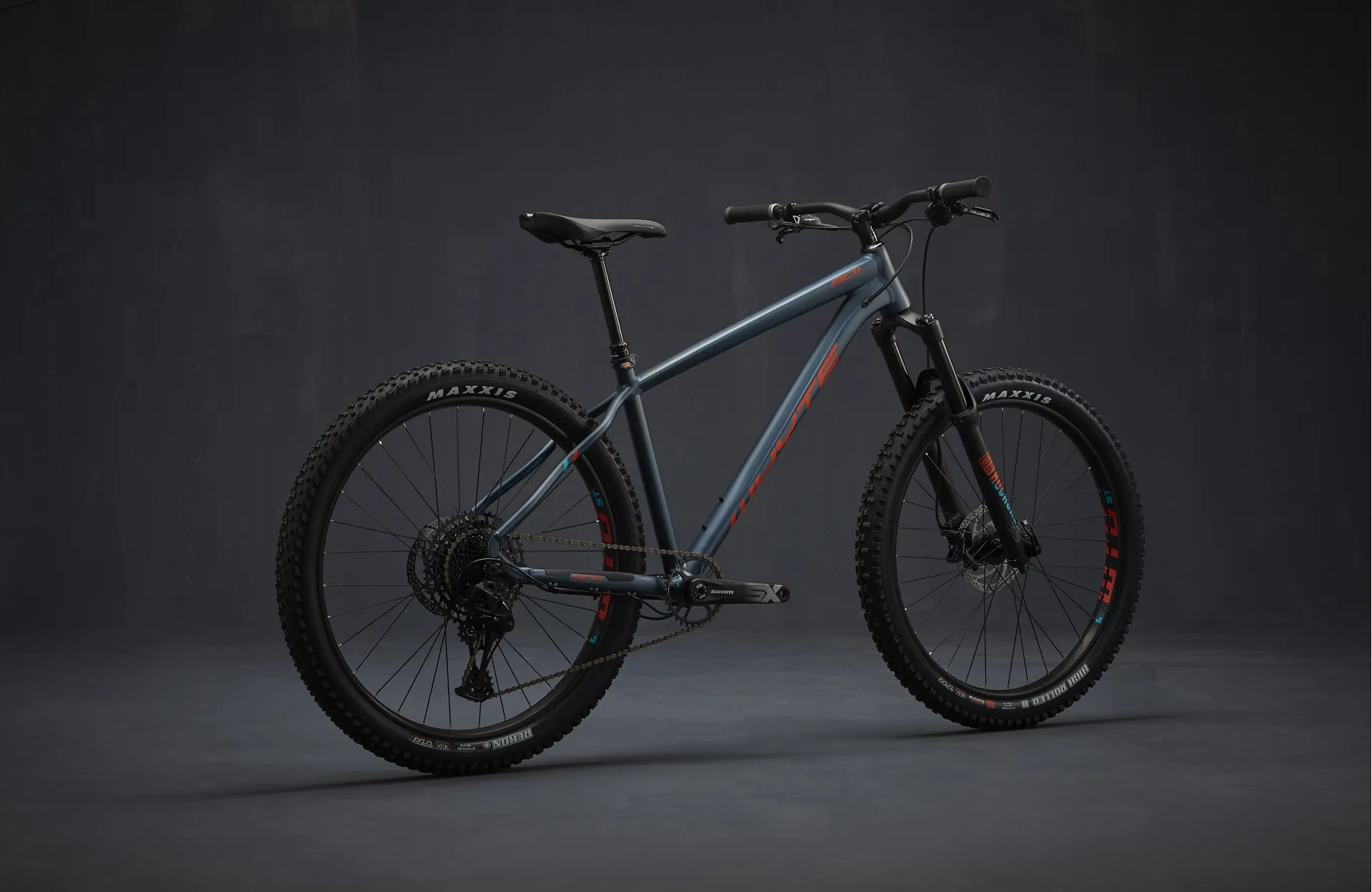 Whyte 901 V2 Enduro Hardtail Mountainbike in Matt Petrol Orange/Reef